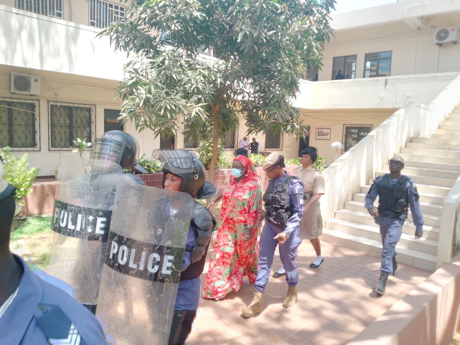 GAMBIA: PROSECUTION TENDERS RAZOR BLADES & OTHER MATERIAL EVIDENCE IN ...